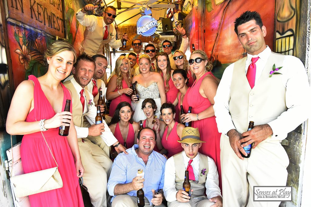 Wedding Party Photography Ideas: Creative Poses and Tips for Memorable ...
